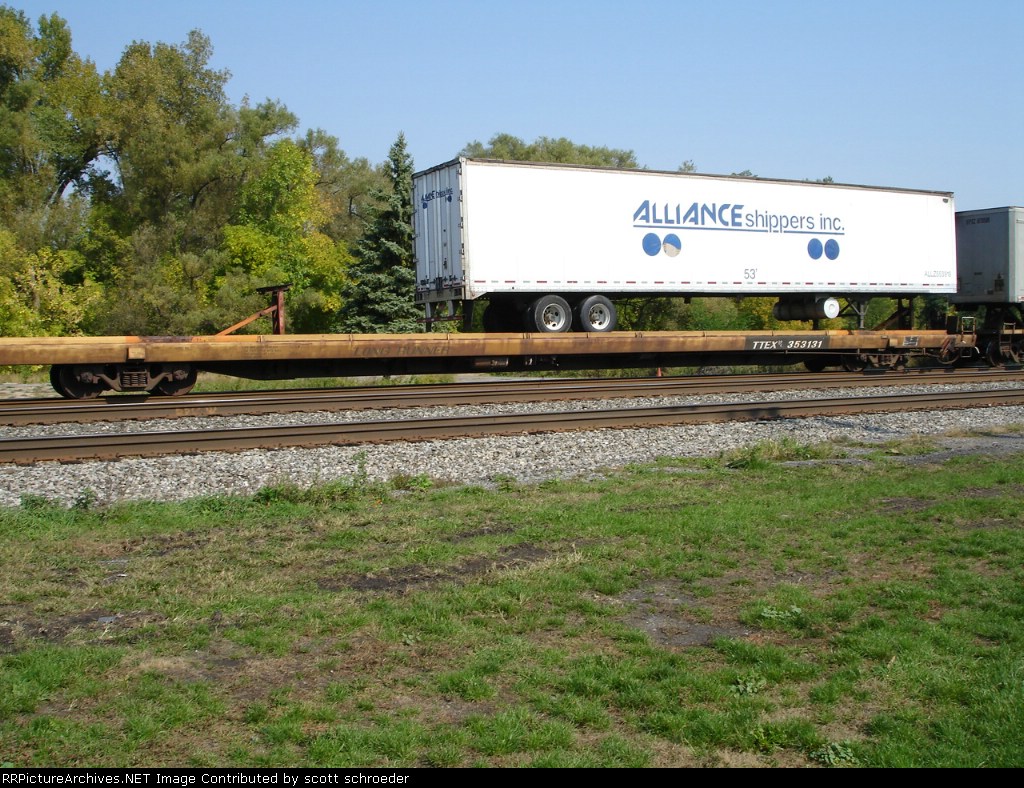 TTEX Flatcar 353131 w/ALLIANCE shippers inc. Trailer EB